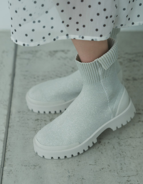 emmi SPRING SHOES COLLECTION New Balance / PUMA / UGG / Teva / le coq sportif / CROCS / LACOSTE ...